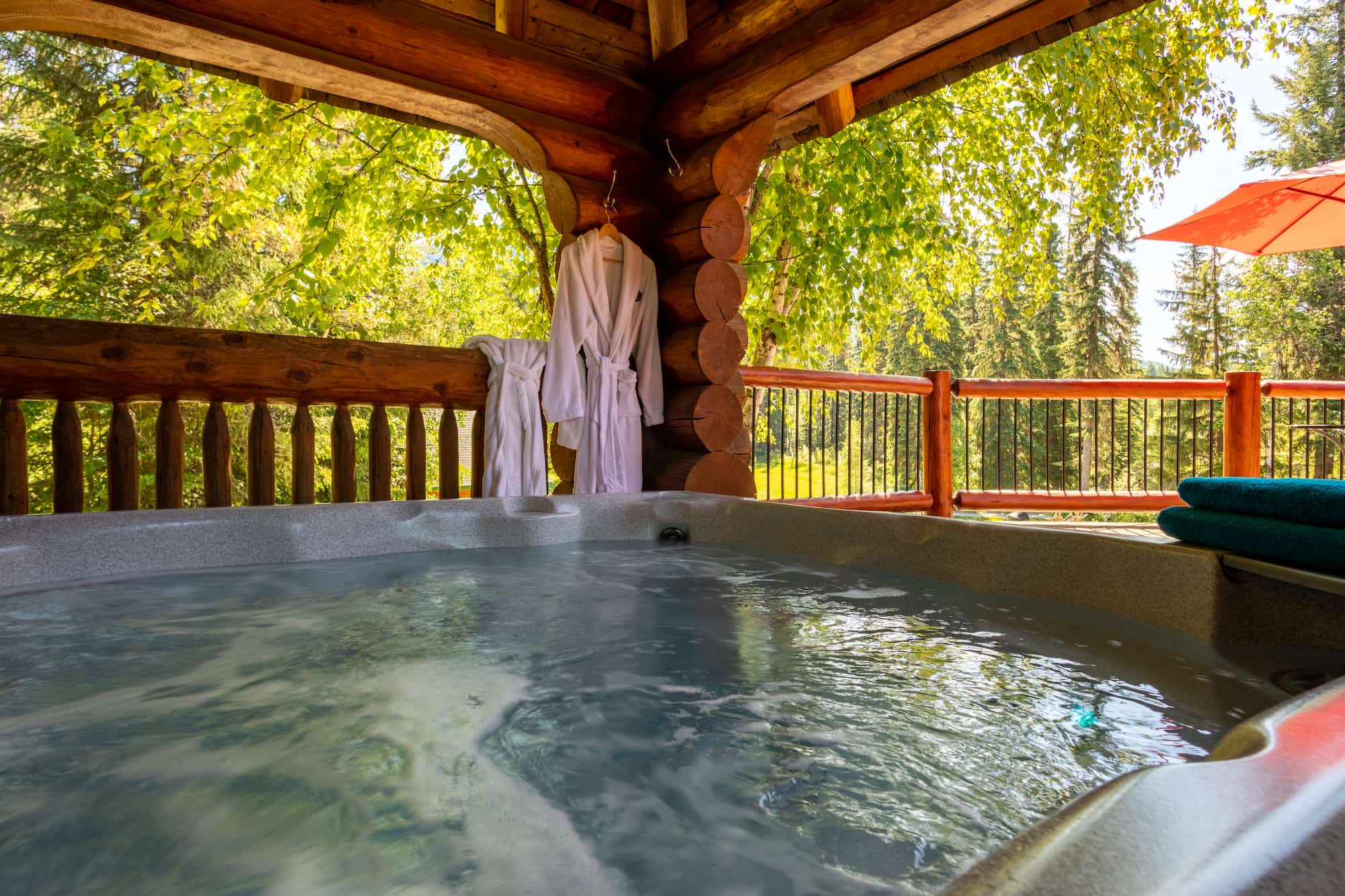 Moberly Lodge Golden – Golden's Best Kept Secret